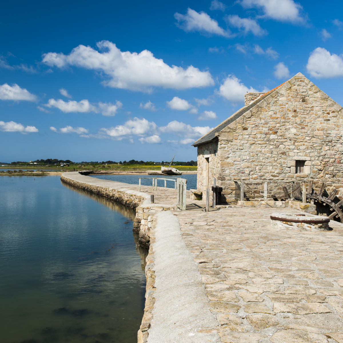 Las once esclusas de Hédé-Bazouges y el canal de Ille-et-Rance | Tourisme Bretagne