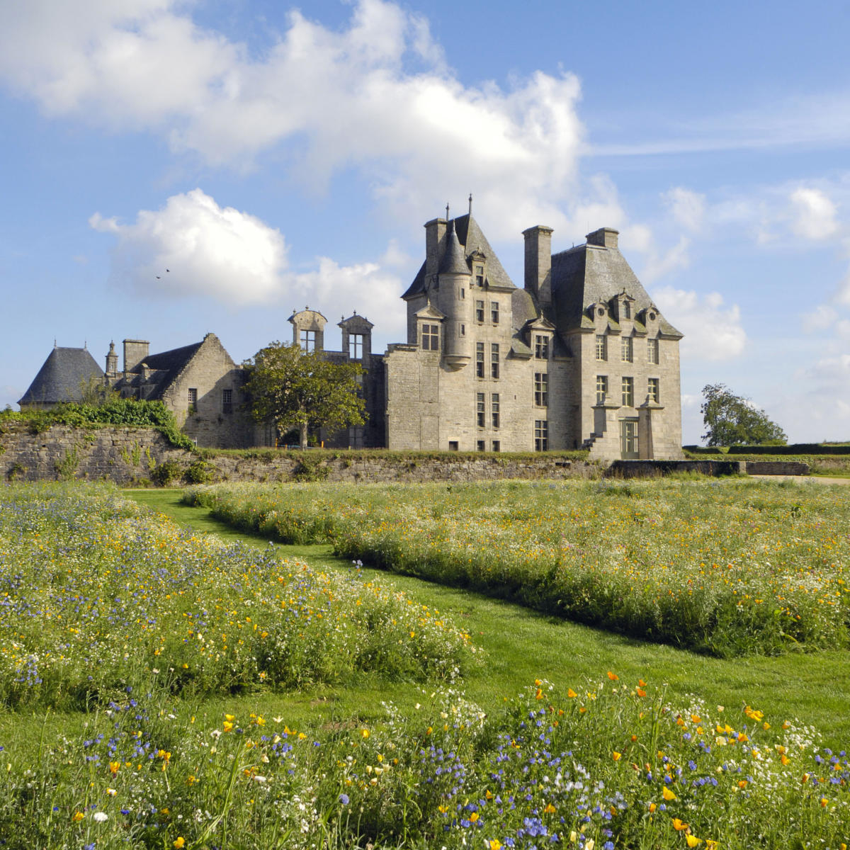Les enclos paroissiaux | Tourisme Bretagne