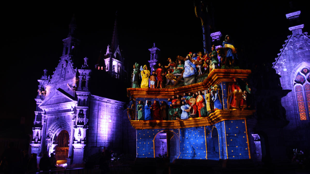 Les enclos paroissiaux | Tourisme Bretagne