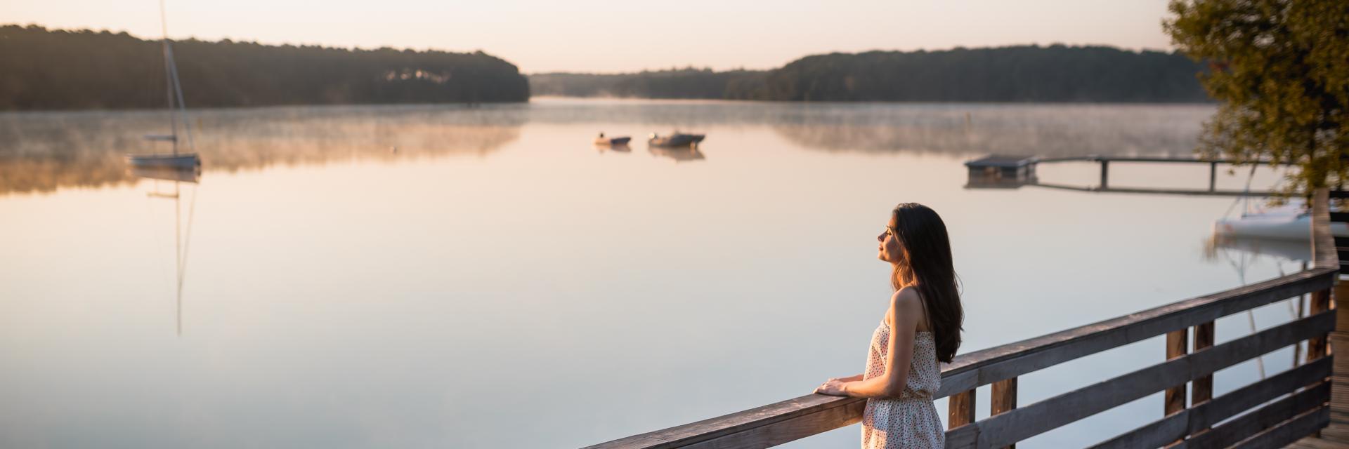 Trémelin Lake and the ‘Chambre aux Loups’ | Brittany tourism