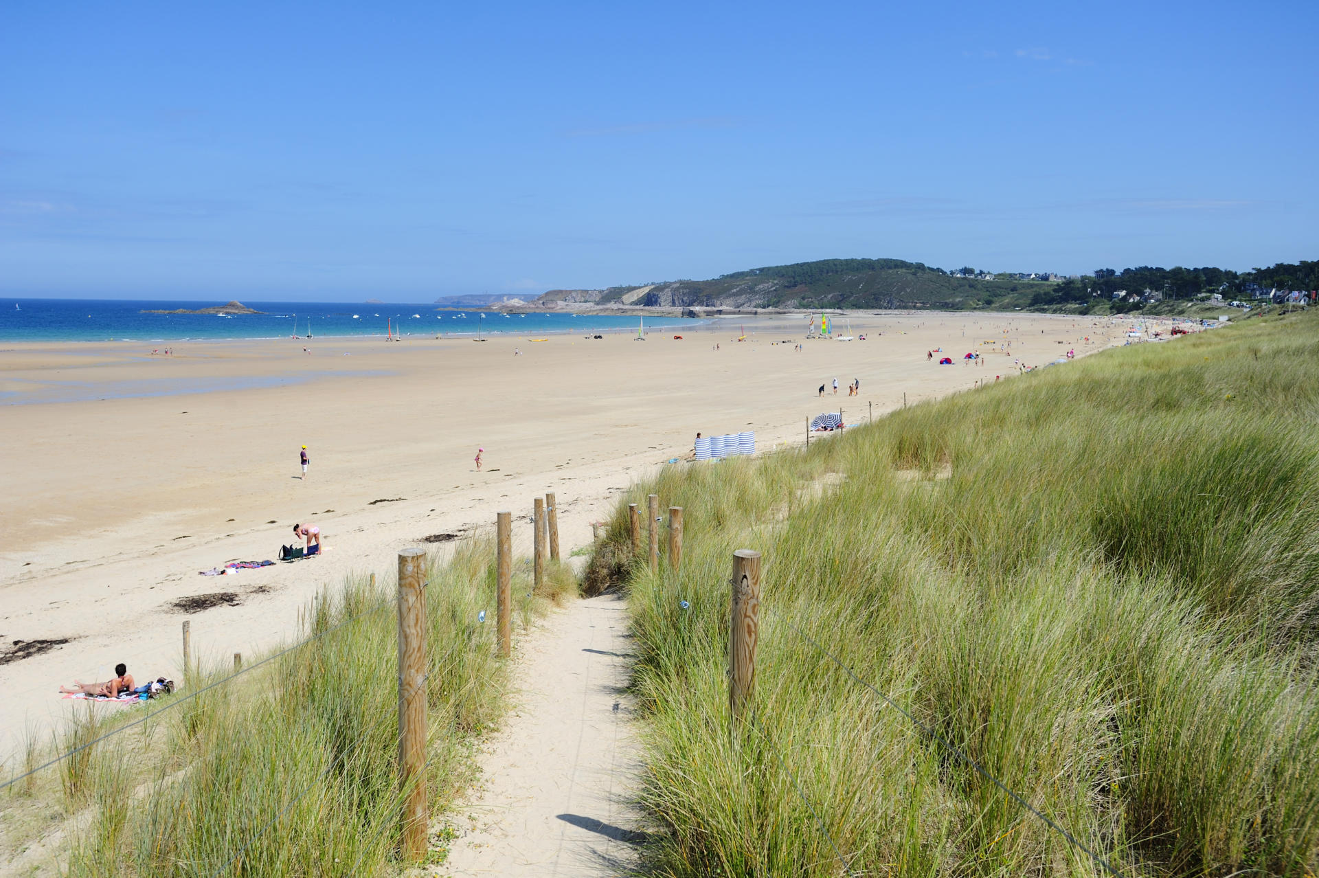 Les Sables d Or les Pins » Vacances - Arts- Guides Voyages Les Sables d Or les Pins » Vacances - Arts- Guides Voyages