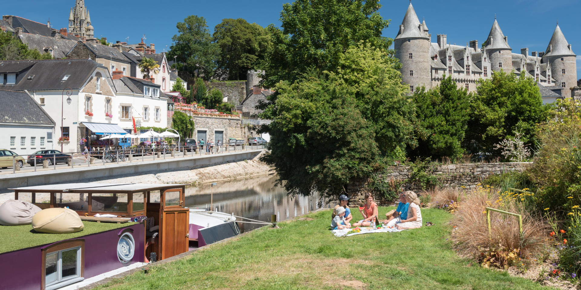 The most beautiful cities along the canals of Brittany | Brittany tourism