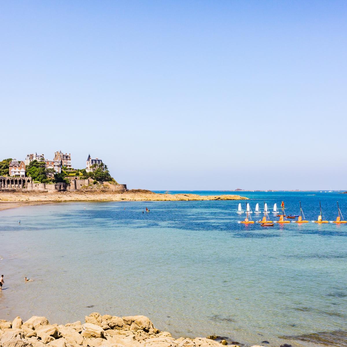 Dol-de-Bretagne et le Mont Dol | Tourisme Bretagne