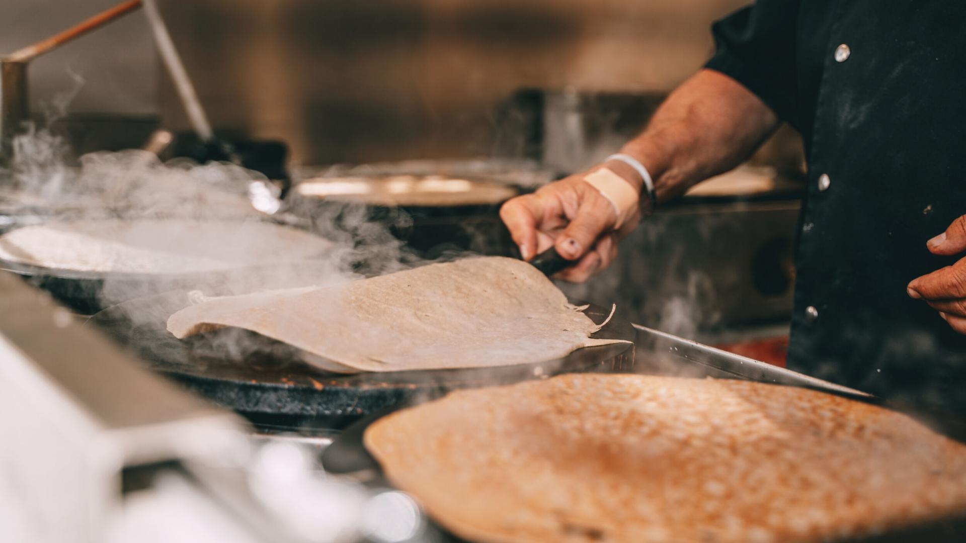 Are you a crêpe expert? | Brittany tourism